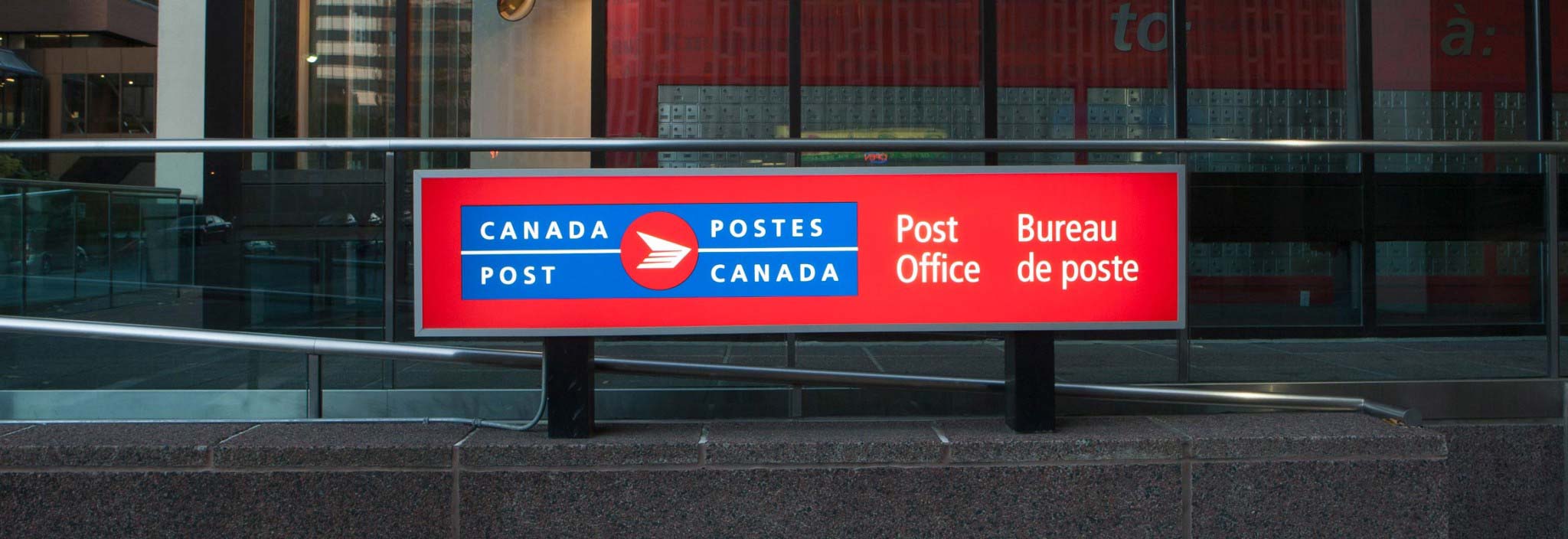 Our logo and brand guidelines | Our company | Canada Post
